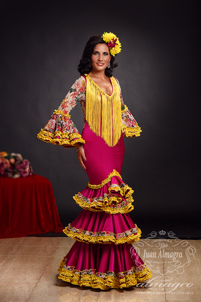 Jesica & Gema con traje de Gitana – Feria y Fiestas 2015 - Fotógrafo en Jaén